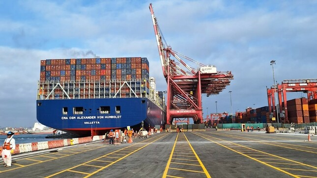 El Terminal Portuario del Callao recibió a la nave portacontenedores ...